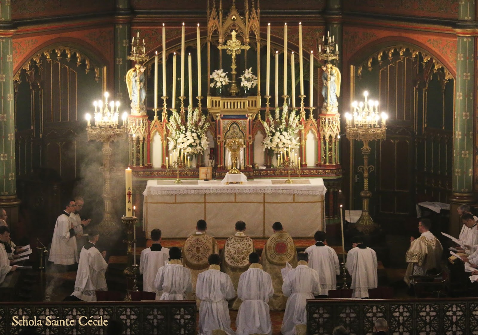 New Liturgical Movement: Video of Medieval Vespers of Easter in Paris ...
