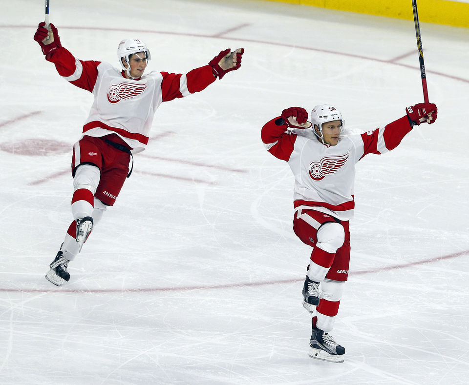 Red Wings Grinder: Red Wings begins season with back-2-back wins - full ...