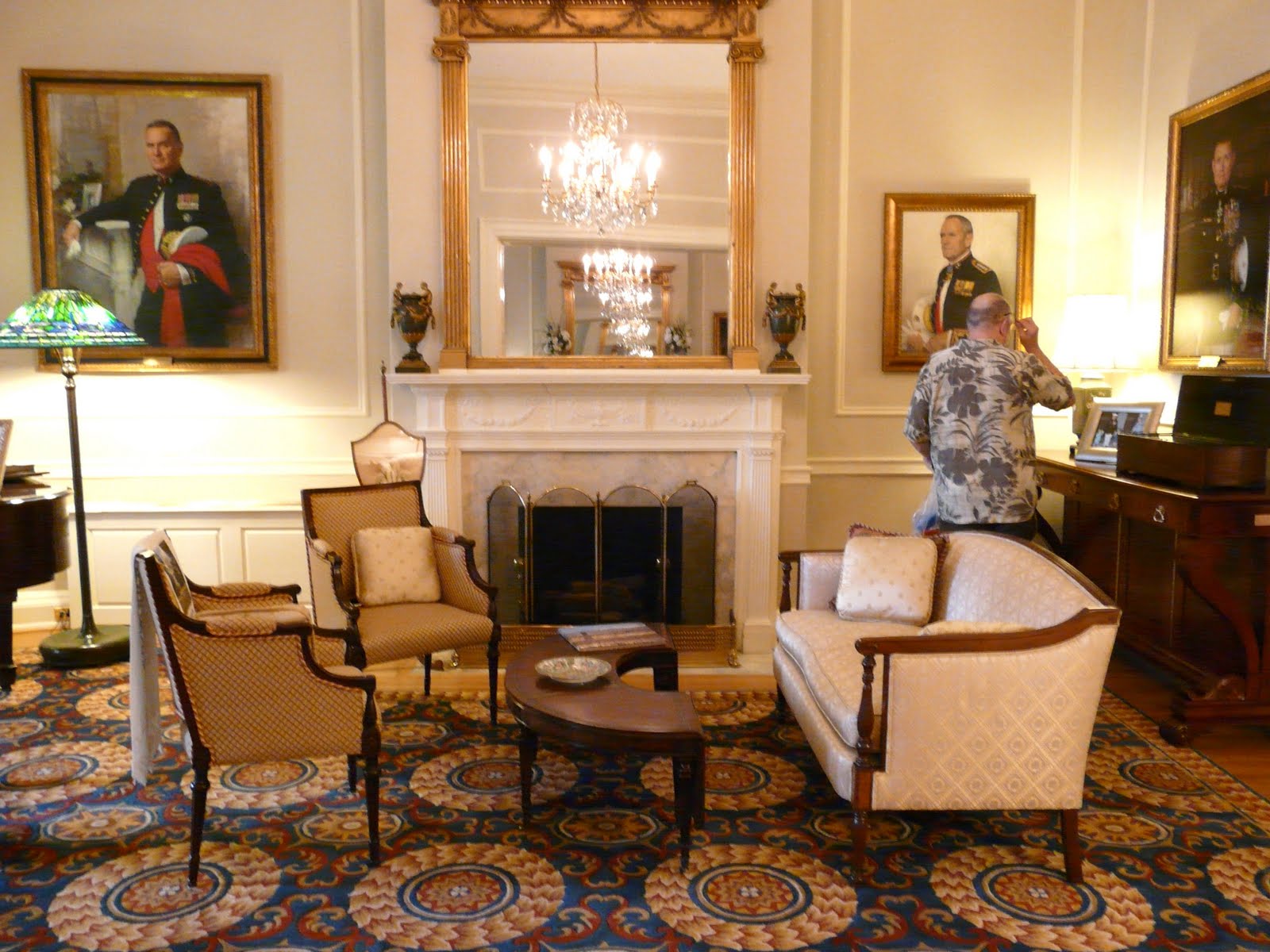 Tuxedo-moon: Tour of the Marine Commandant's Home
