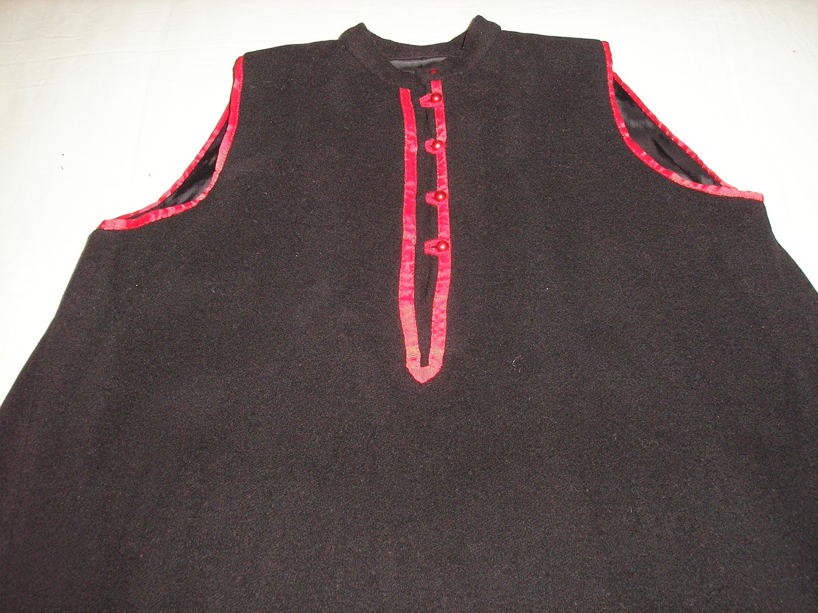 Isetehtud asjade võlu: Setu rahvariided