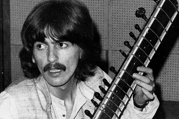 George Harrison's first sitar auctioned - macca-news