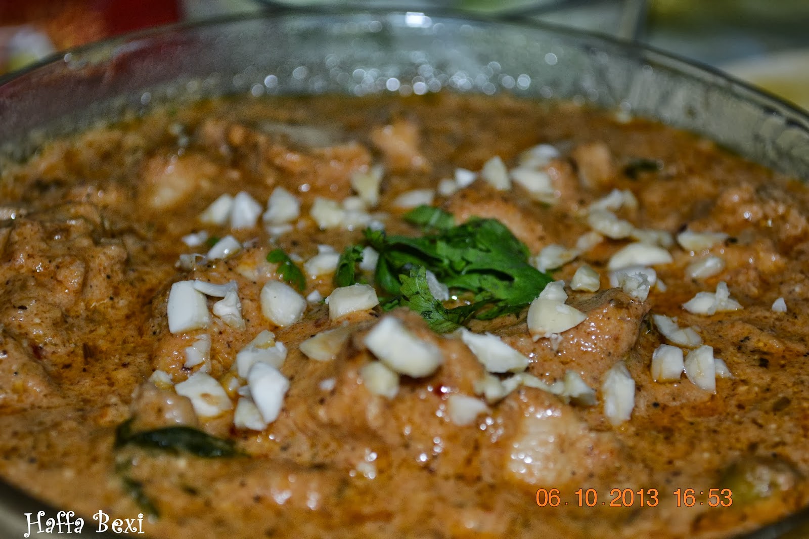 Crunchy Almonds Chicken (Badami Chicken Haandi) | Haffa's kitchen ...