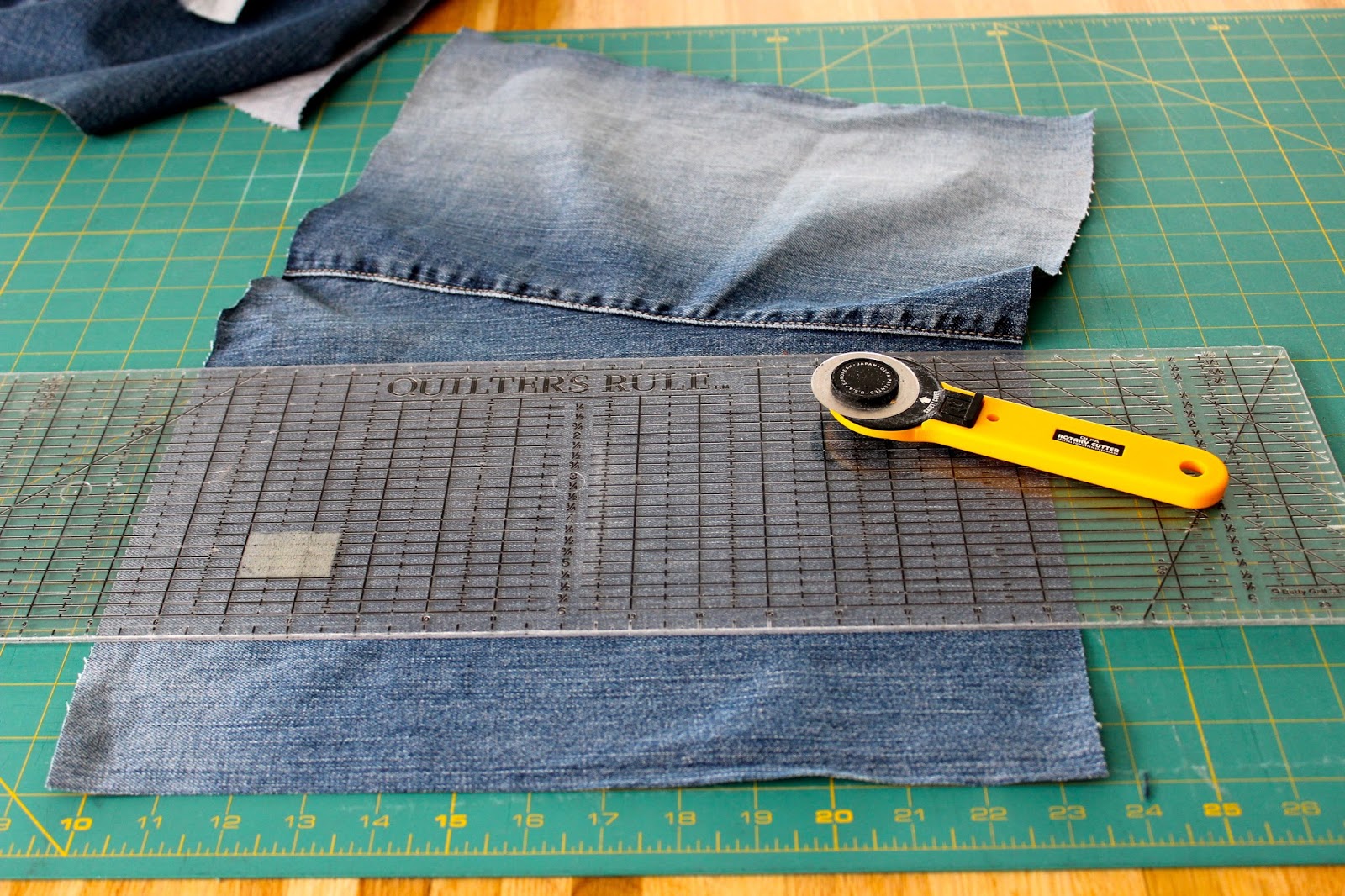 sew and sow life: how to make a rug from repurposed jeans