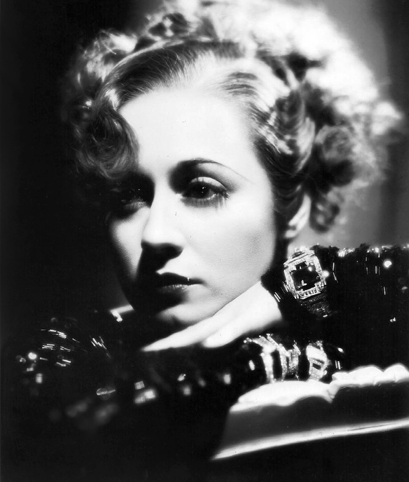 It's The Pictures That Got Small ...: THE FRIDAY GLAMOUR 15!