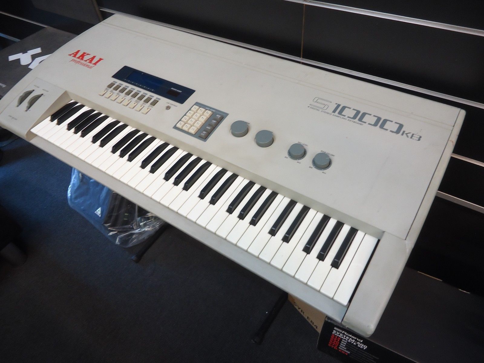 MATRIXSYNTH: AKAI S1000KB 16-VOICE 61-KEY DIGITAL MEGA-SAMPLER ...