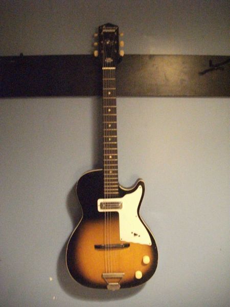 Canadian Vintage Guitar Hunt: 1960 HARMONY Stratotone H45