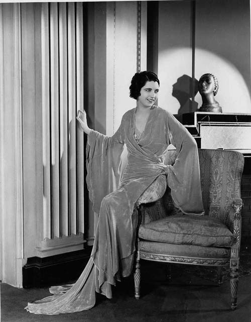 Cinema Style--Kay Francis Shines as a Model Sophisticate of the 1930s ...