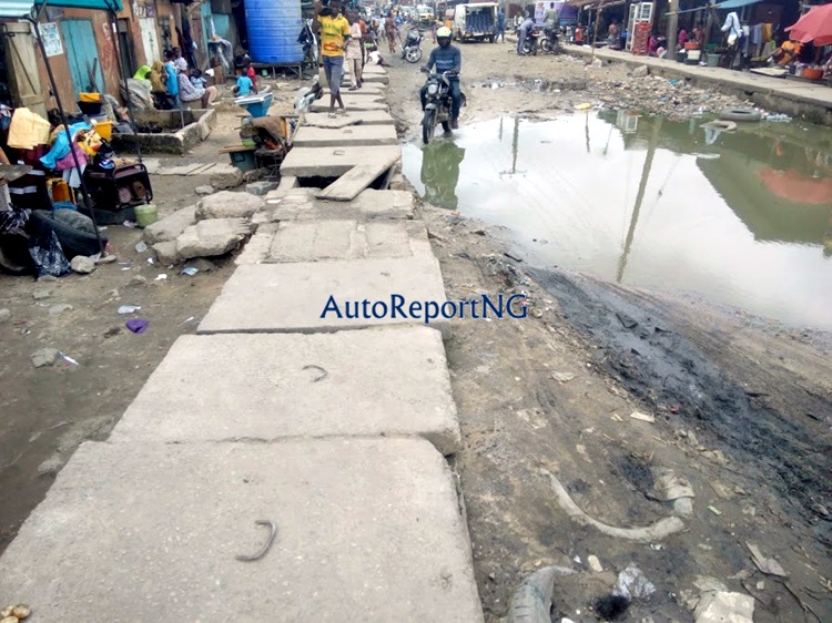 The Bad Road That Was Abandoned For Years In Ijora-Badia, Lagos ...