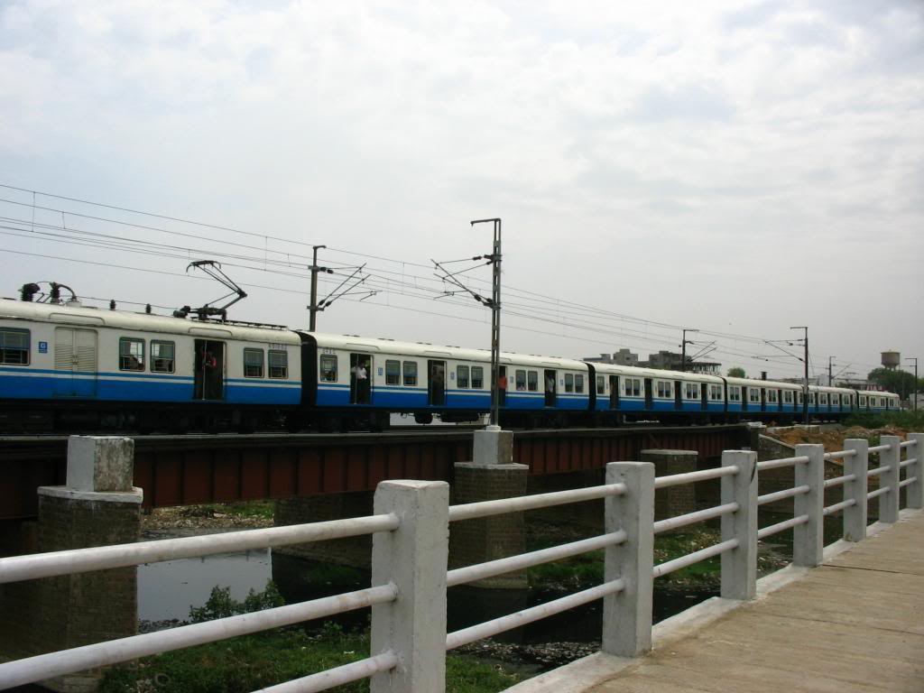Beautiful Hyderabad City: MMTS Trains in Hyderabad and Secunderabd