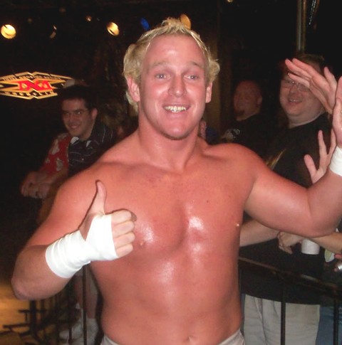 World Raseling: WWE Eric Young