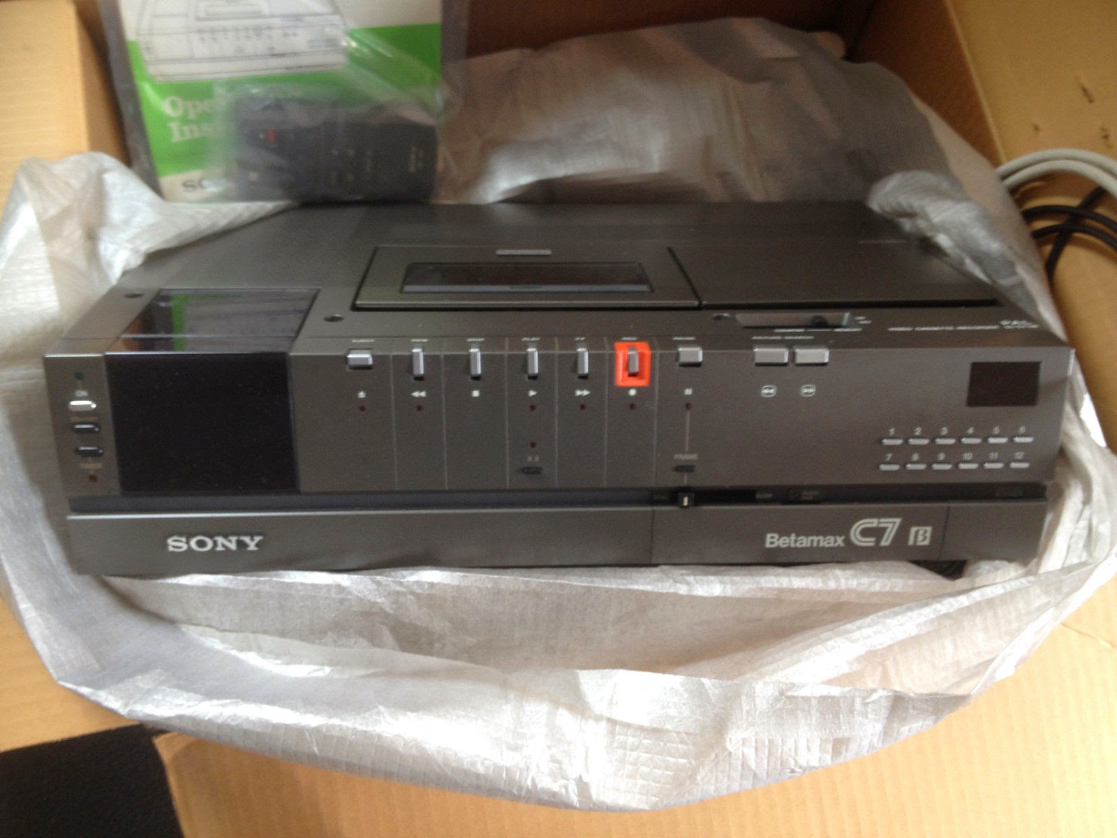 LA RAZÓN DE NUESTRA VIDA : MI VIDEOGRABADORA SONY BETAMAX SL-C7