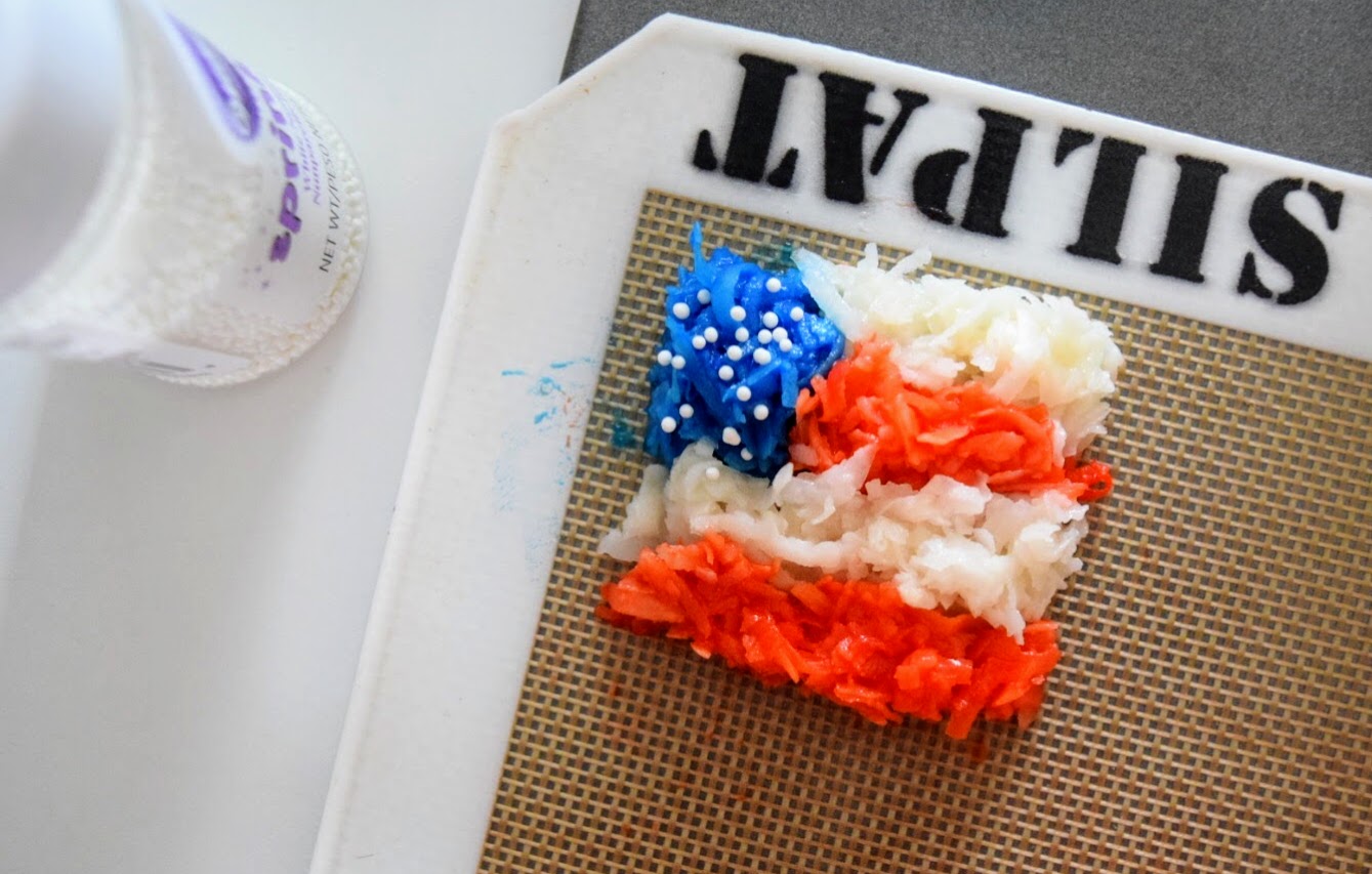 Sugar Swings! Serve Some: Flag Shaped Coconut Macaroons