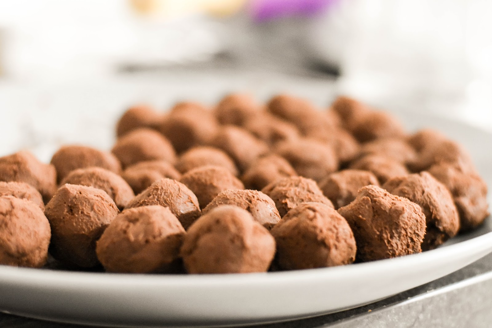 Henrianna : Chocolate Truffles (Truffes au Chocolat)