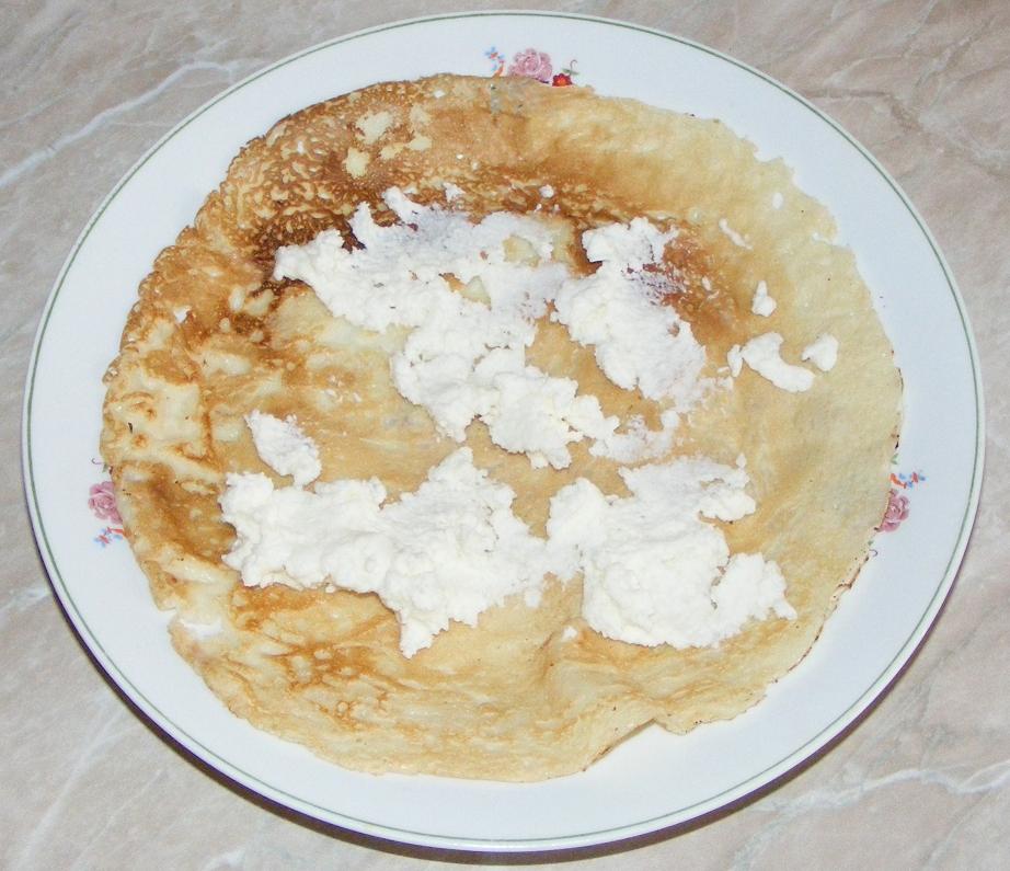 Clatite cu branza si dulceata | Preparatedevis.ro