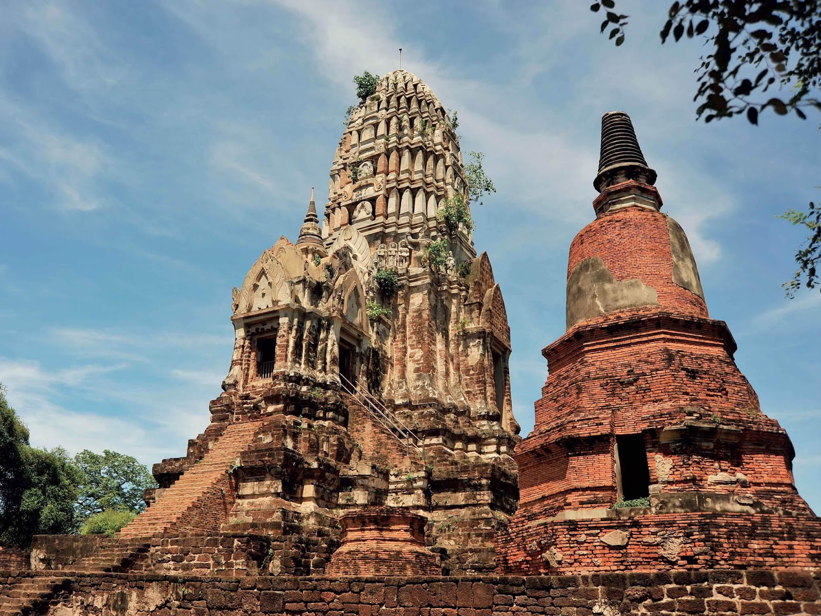 Đam mê du lịch: Du lịch Ayutthaya, chiêm ngưỡng tháp Phật Wat Ratchaburana
