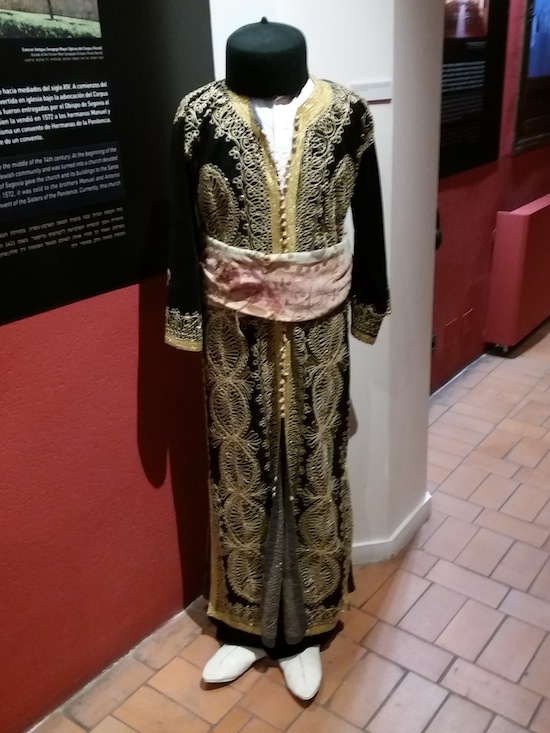 Midlist Writer: Travel Tuesday: Traditional Sephardi Costume from Morocco