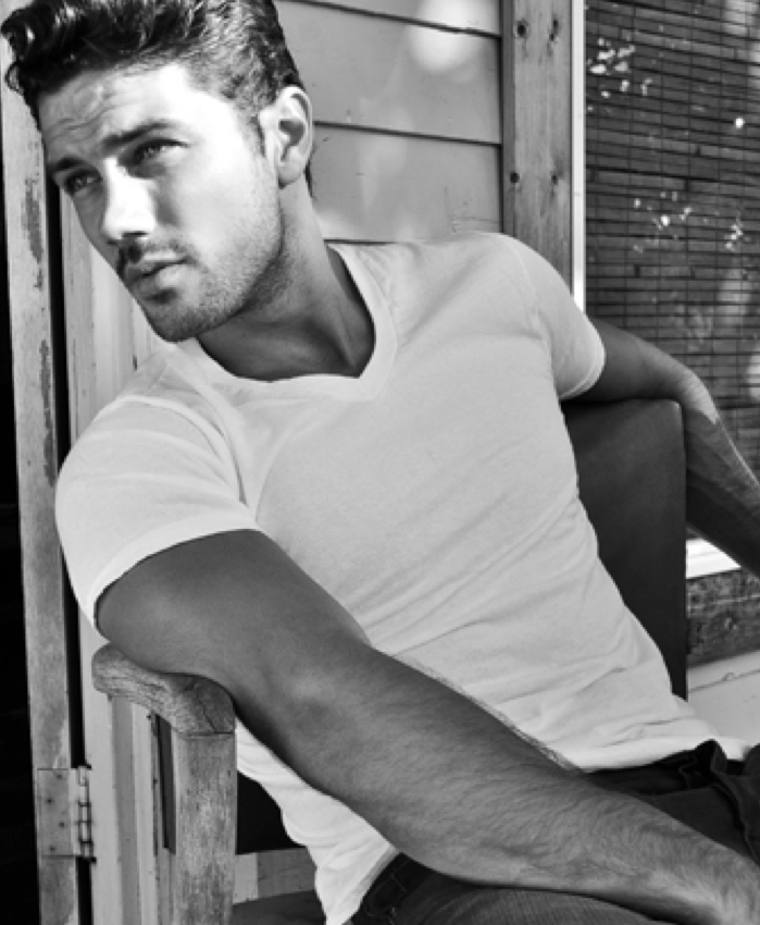 Eyecons: MODEL MONDAY: RYAN PAEVY