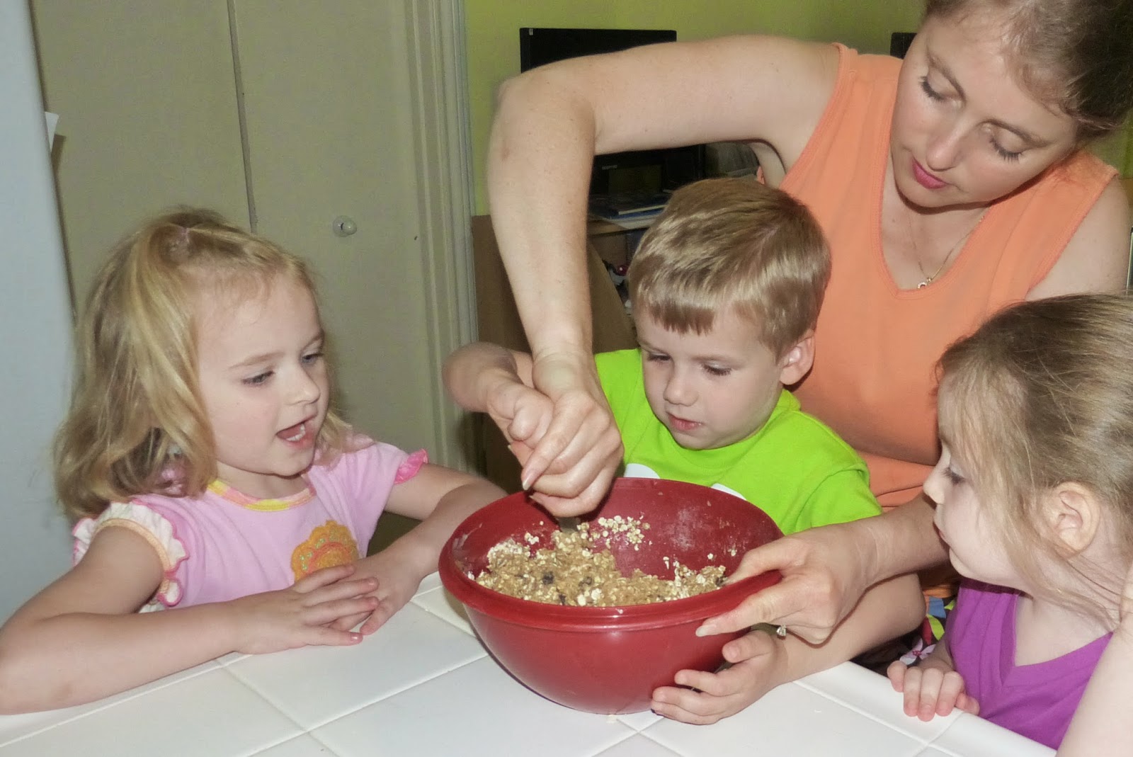 Paula's Primary Classroom: Pigeon week - the Mo Willems books come to life!
