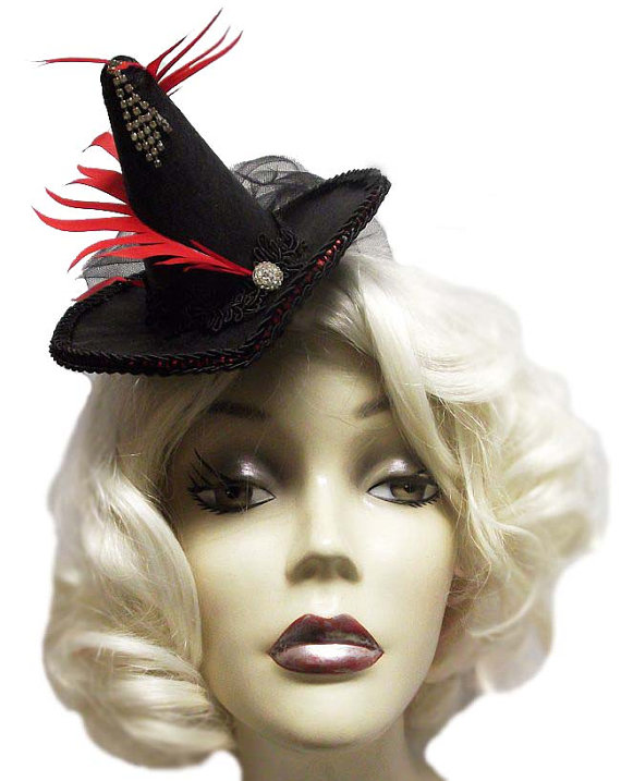 Tiny Hats Weekly: August 2011