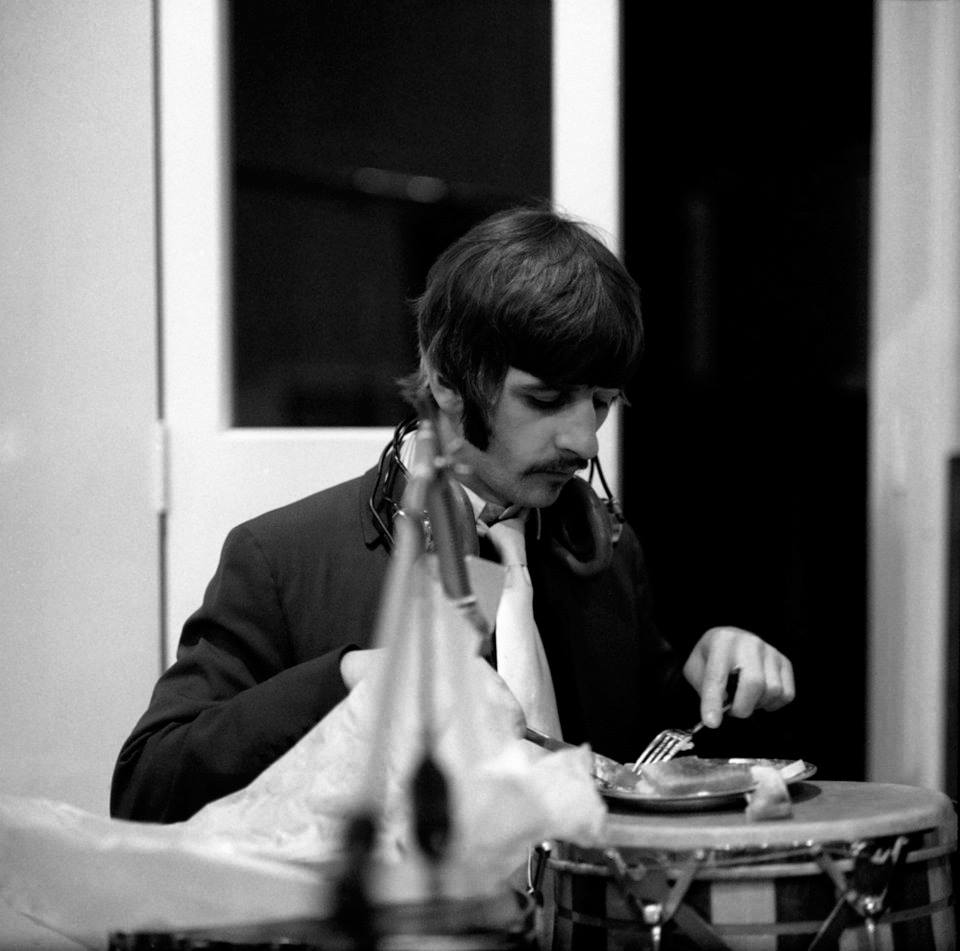 Happy Birthday, Ringo! Here's a Collection of 18 Interesting Portraits ...