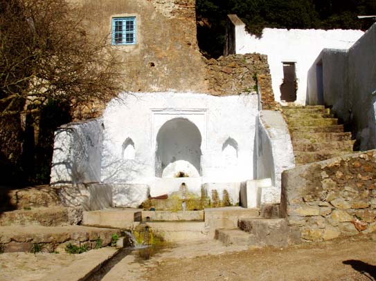 SENDERISMO EN EL RIF/RANDONNÉES DANS LE RIF: DHAR HAJAR Y FAHS LEMHAR ...