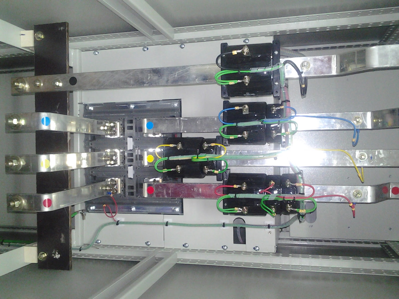 ELEKTRIK DUNIAKU: PAPAN SUIS UTAMA (SIRI 2)