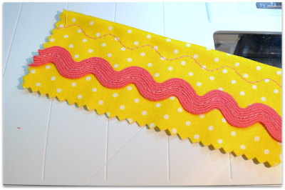 .Quiltscapes.: Fancy Finishes: Ric-Rac!