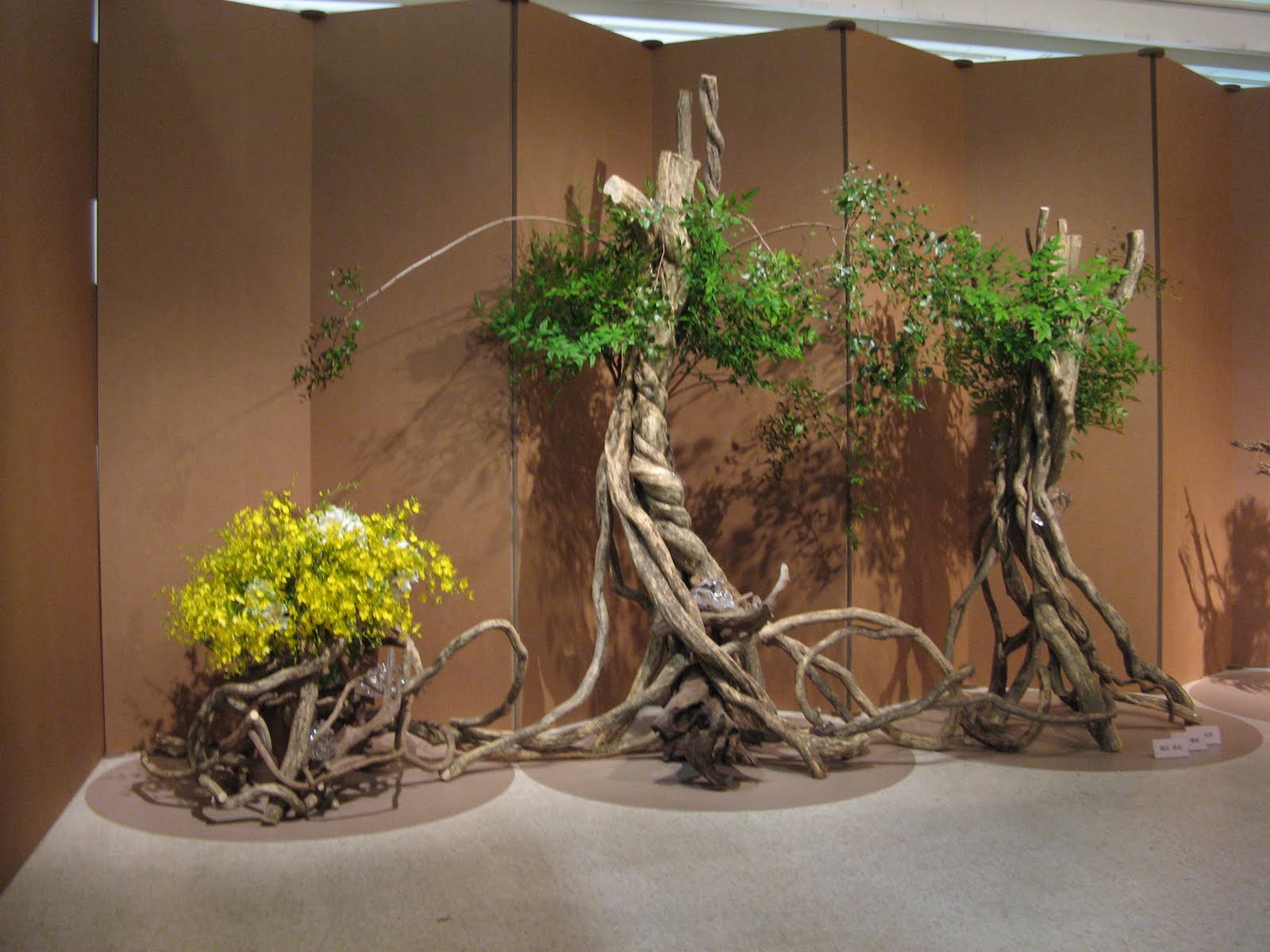 RECENT IKEBANA EXHIBITIONS: PHOTOS OF SOGETSU IKEBANA EXHIBITION AT ...
