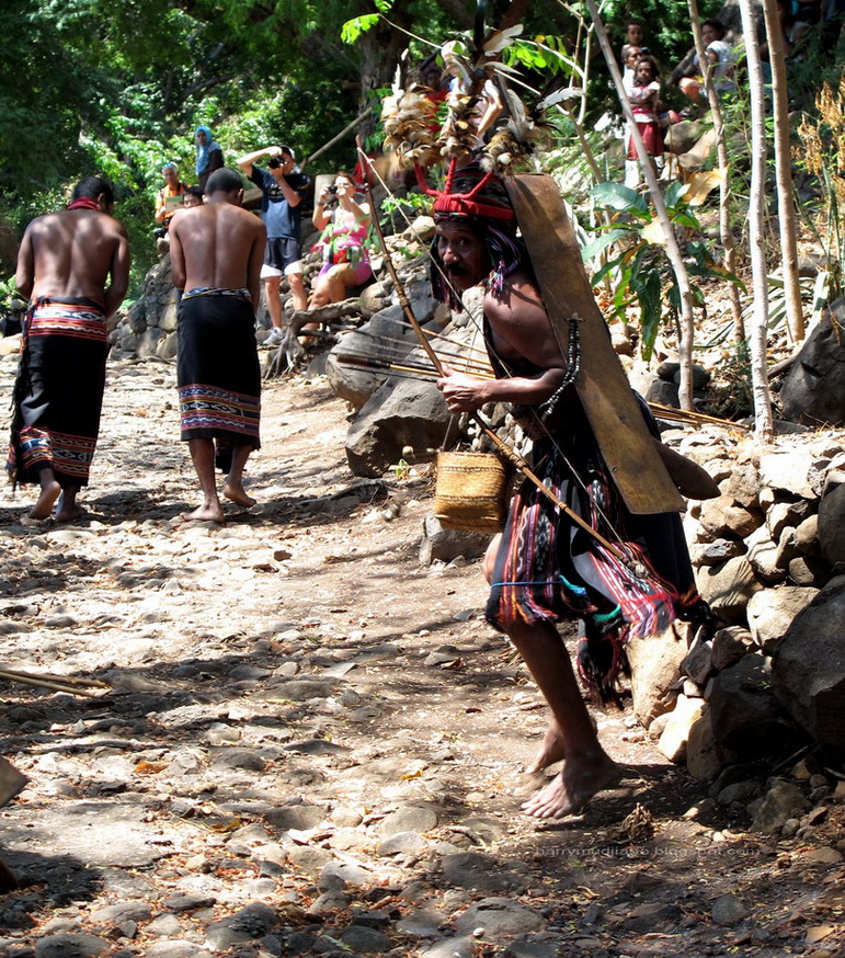 little moment like this: Desa Takpala, Alor, Nusa Tenggara Timur - Yang ...