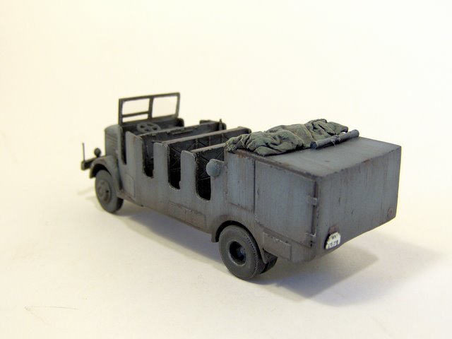 Gulumik Military Models: Flakmesstruppkraftwagen Kfz 415 1/72 - Triumph ...