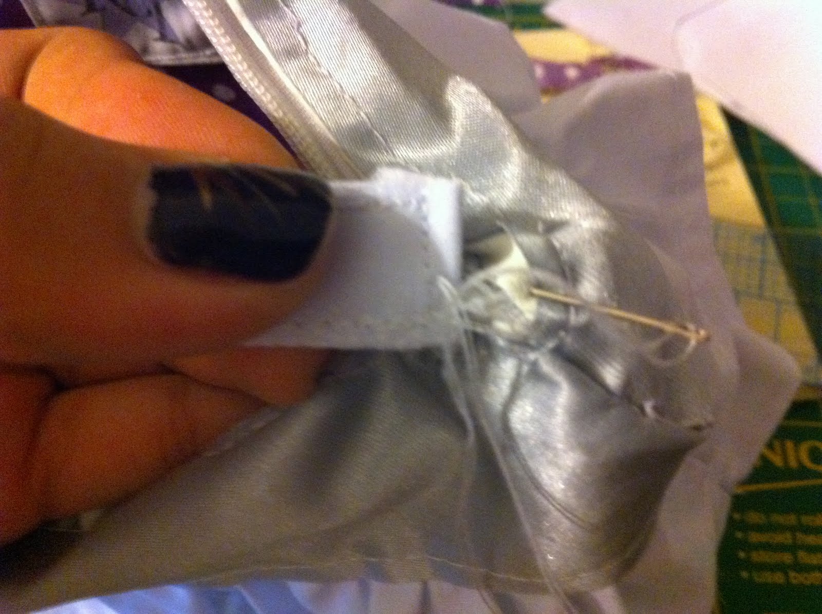 Randomly Taylor'd: Ruffle Purse *Tutorial*