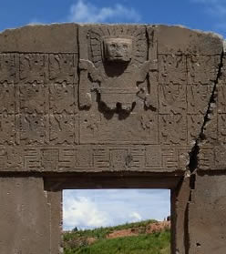 La Puerta del Sol de Tiahuanaco en Bolivia
