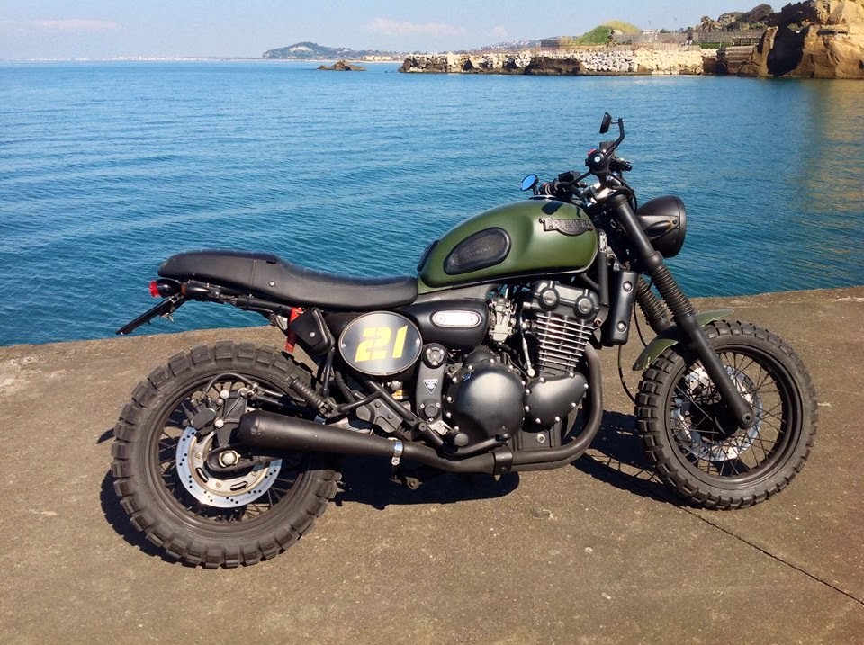 T300 Tracker - RocketGarage - Cafe Racer Magazine
