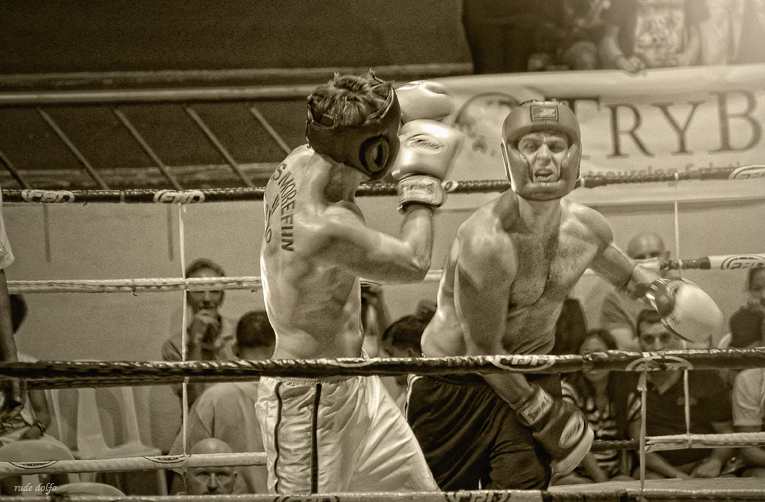 A Night of Boxing: KA-POW in DAVAO