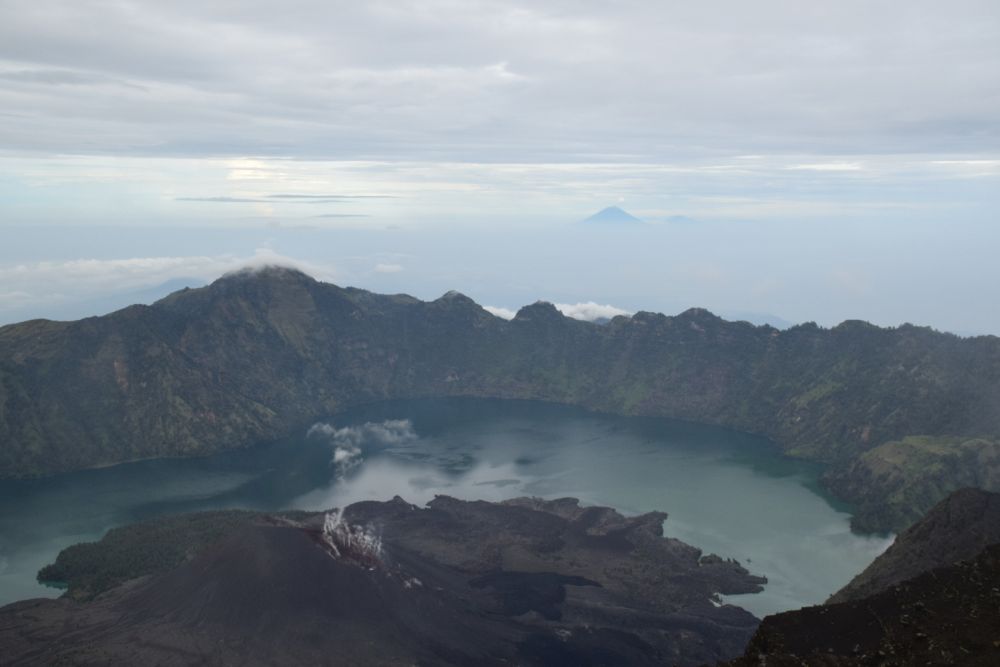 W u l k a n y Ś w i a t a B l o g: Pierwsza erupcja wulkaniczna w 2018 ...