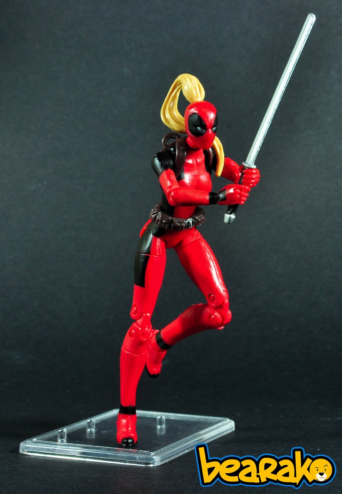 Bearako's Corner: TOY REVIEW: Lady Deadpool