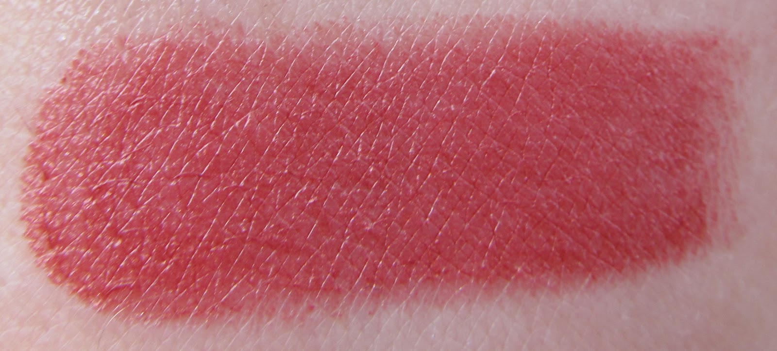 Bon Vivant Beauty: Lancome Color Design Lip Colors in Scarlet Blaze and ...