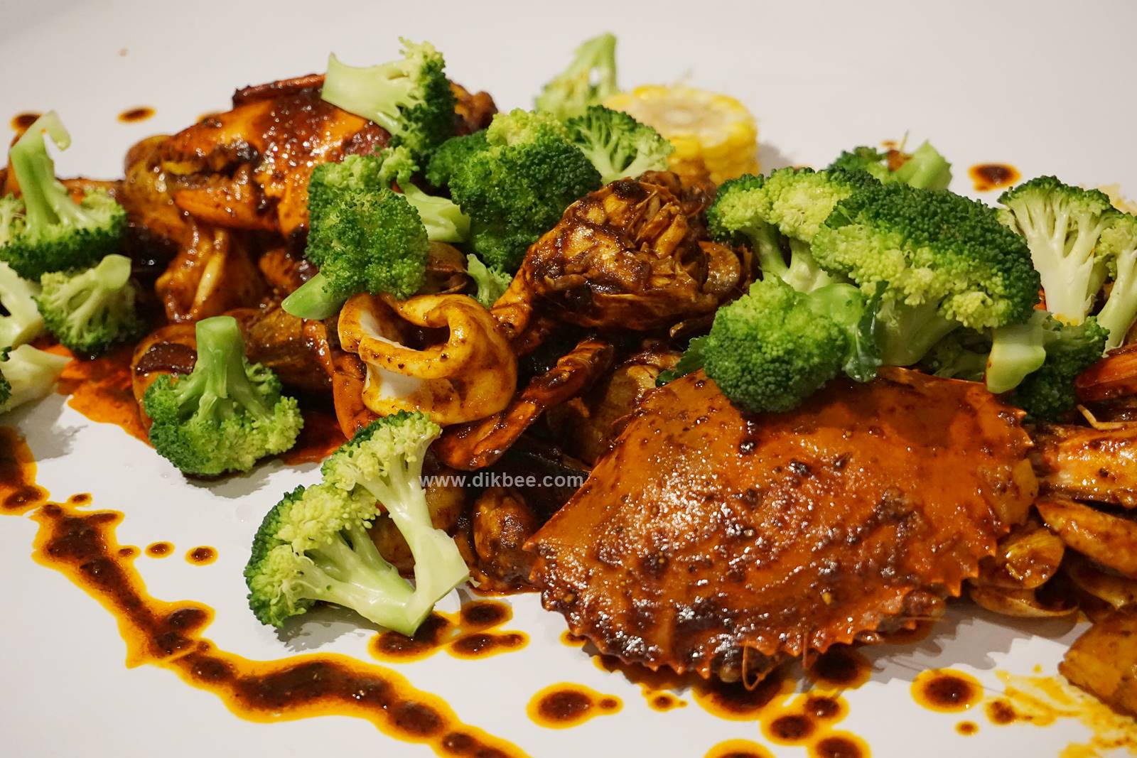 OMBAK KITCHEN : SEAFOOD SHELL OUT BEST DI SHAH ALAM