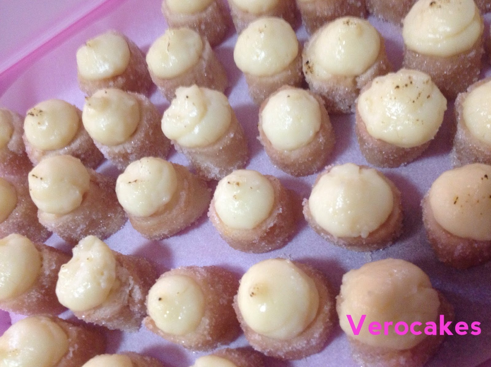 Verocakes: MINI PIONONOS DE CREMA CON "bimbo"