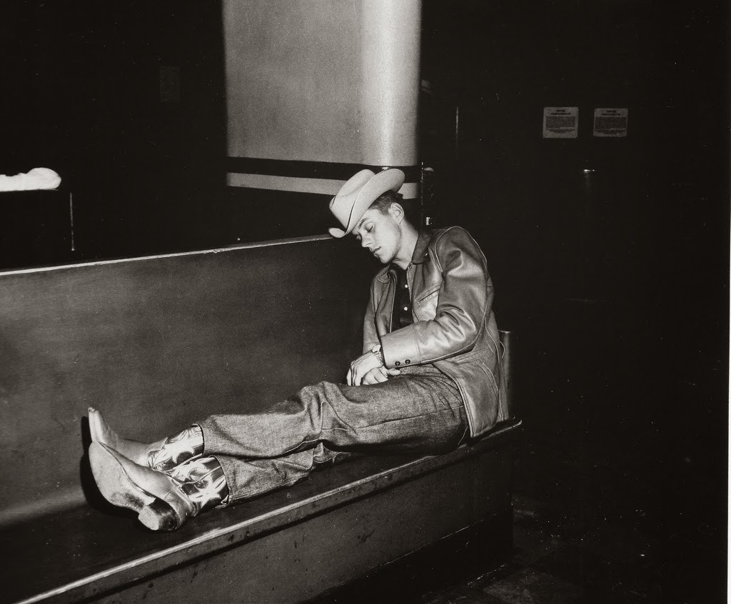 Museo LoPiù: Amazing photographers: Arthur Fellig 'Weegee' (1.02)