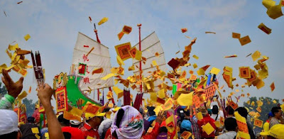 Sejarah Ritual Bakar Tongkang Di Bagansiapiapi - Sejarah Bagan Siapi Api