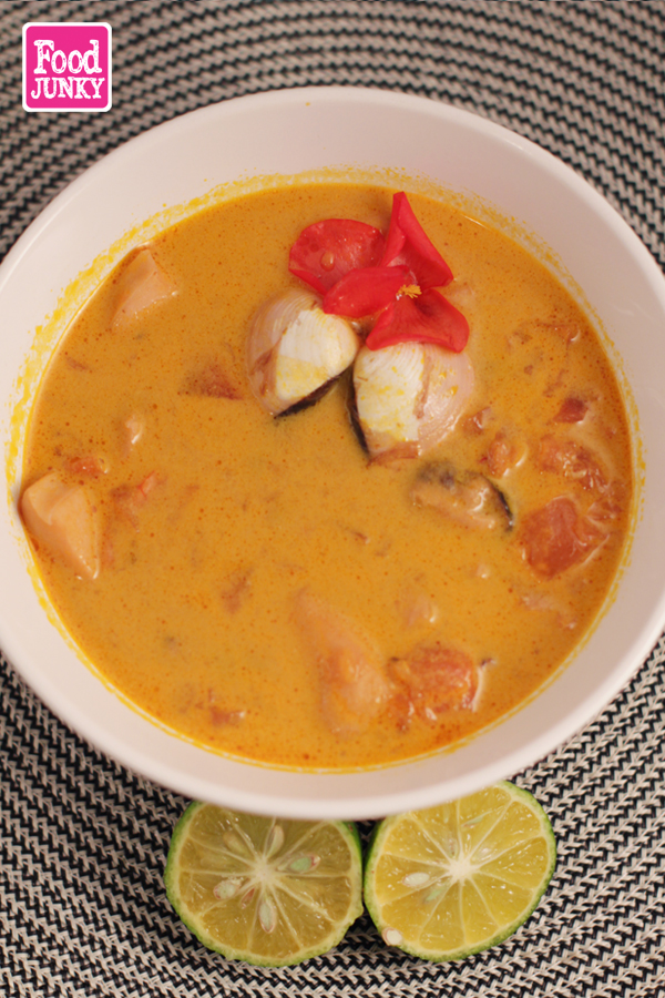 Food JUNKY: Sopa de mariscos (con leche de coco)