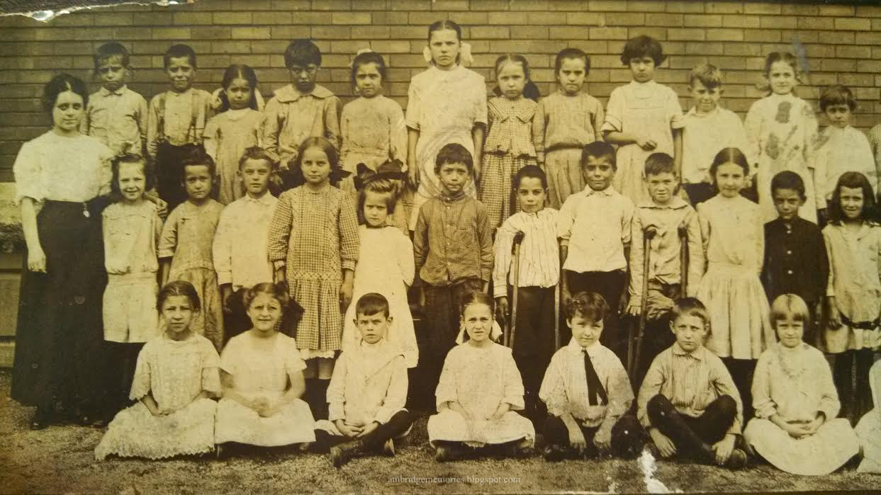 Ambridge Memories: Class photo: First Grade, First Ward School, 1910