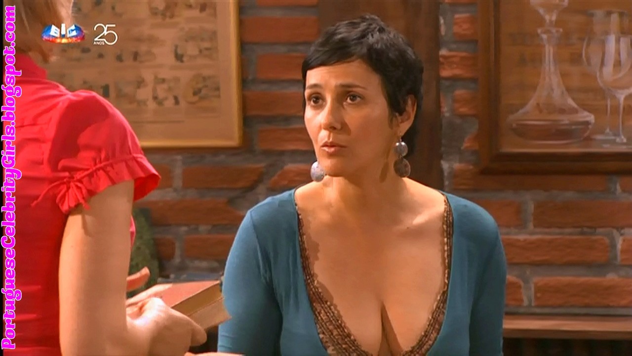 Fátima Belo com grande decote (2010) - Boas - Famosas Portuguesas ...