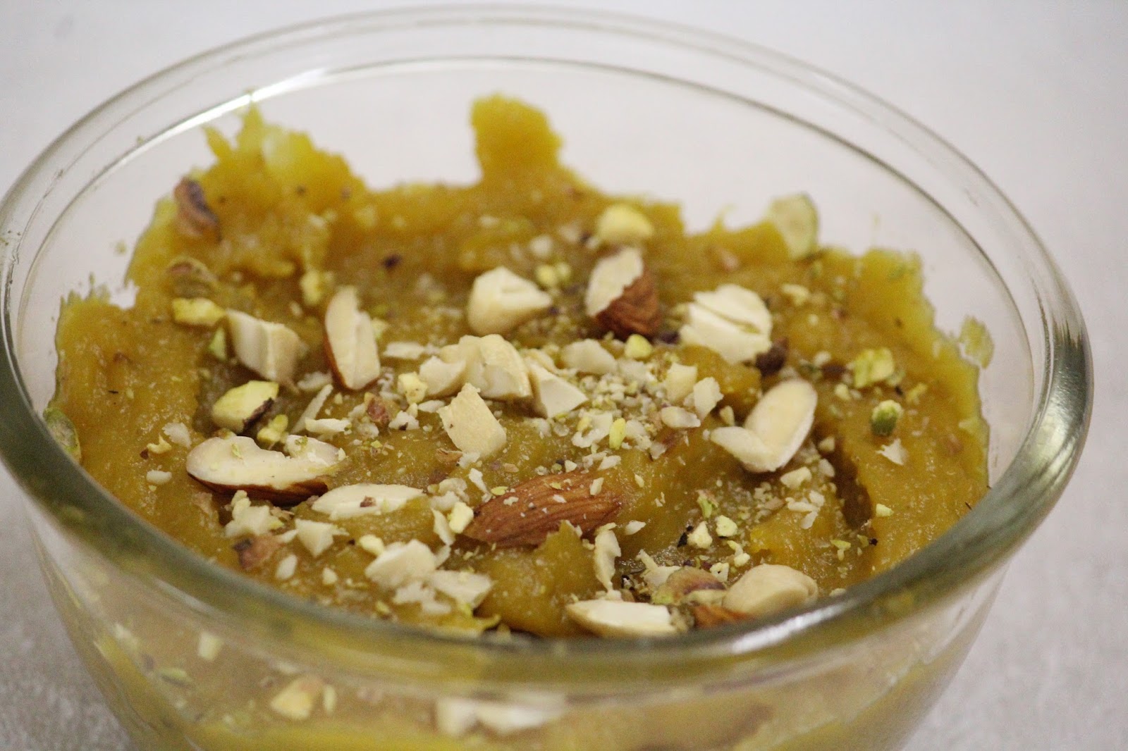 SHAKARKANDI HALWA / SWEET POTATO HALWA / SWEET POTATO PUDDING - Chatkhara
