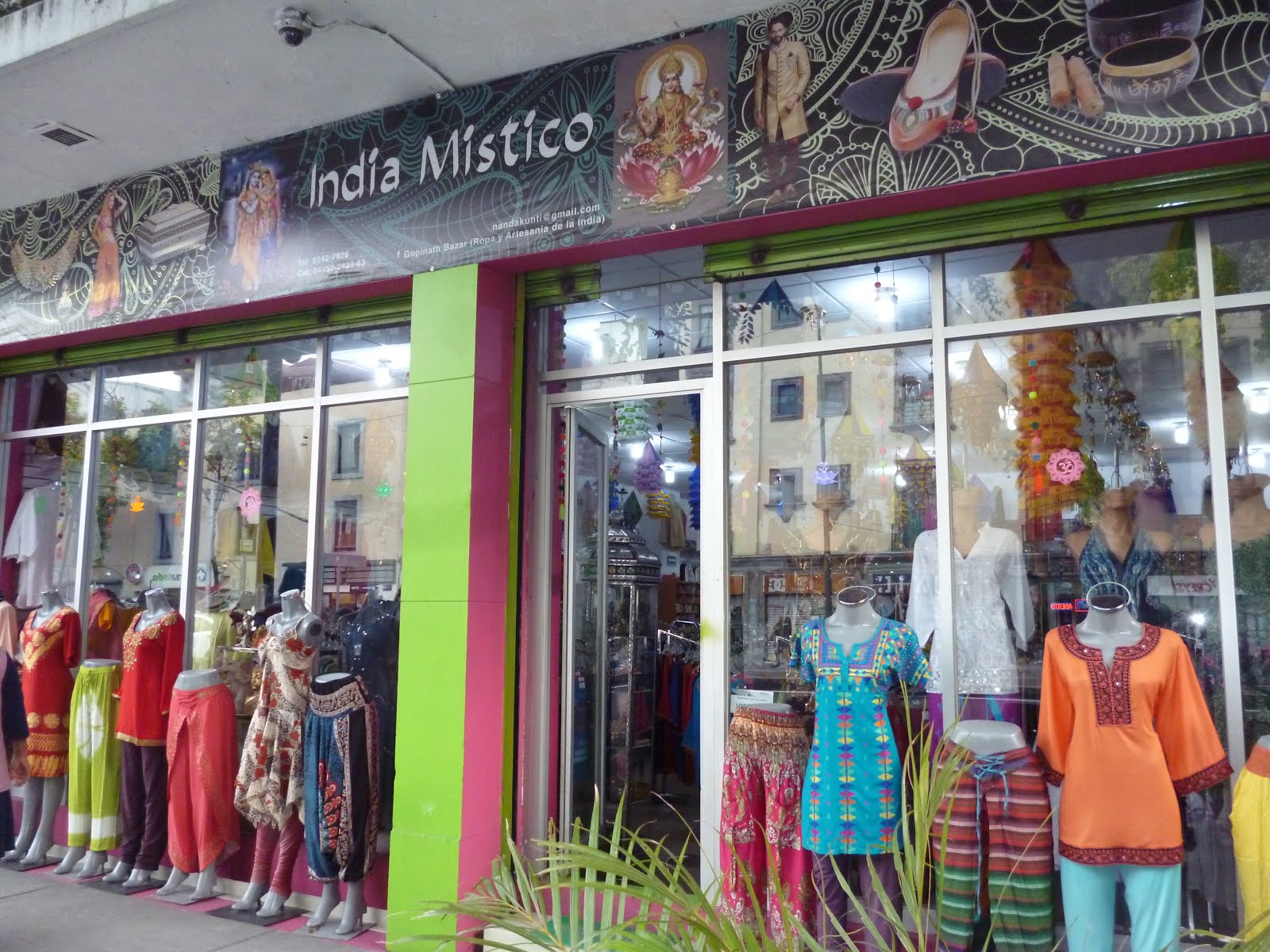 FASHION OF INDIA: Pasminas,chalinas,mascadas,bufandas y blusas