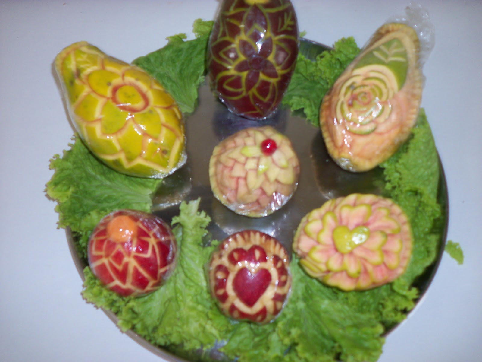 Arte em Saladas: Frutas Decoradas