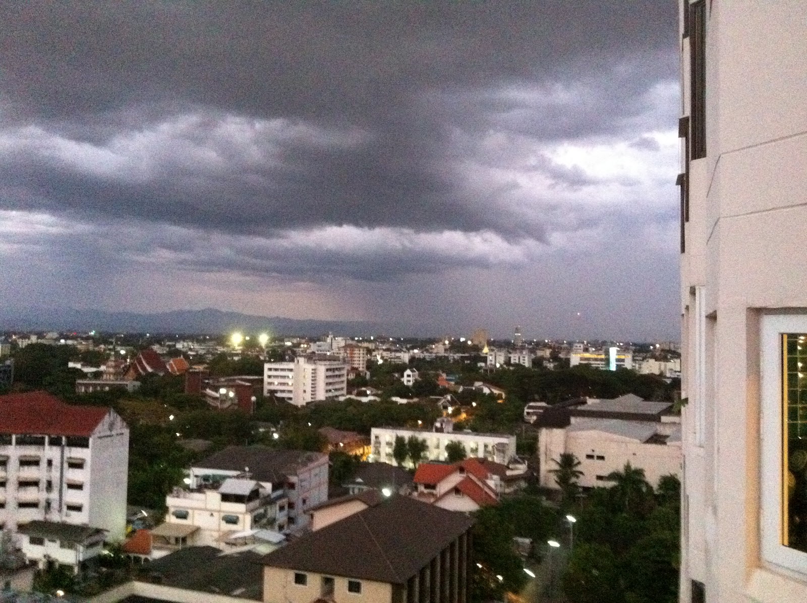 FunkyPix2: Dear Diary: it's the dampish-and-not-too-wet-yet season in ...