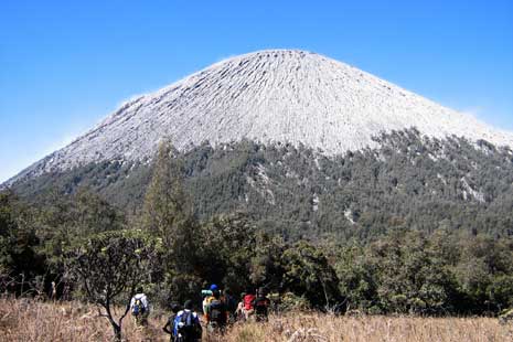 jalur pendakian gunung sulawesi: JALUR PENDAKIAN GUNUNG SEMERU