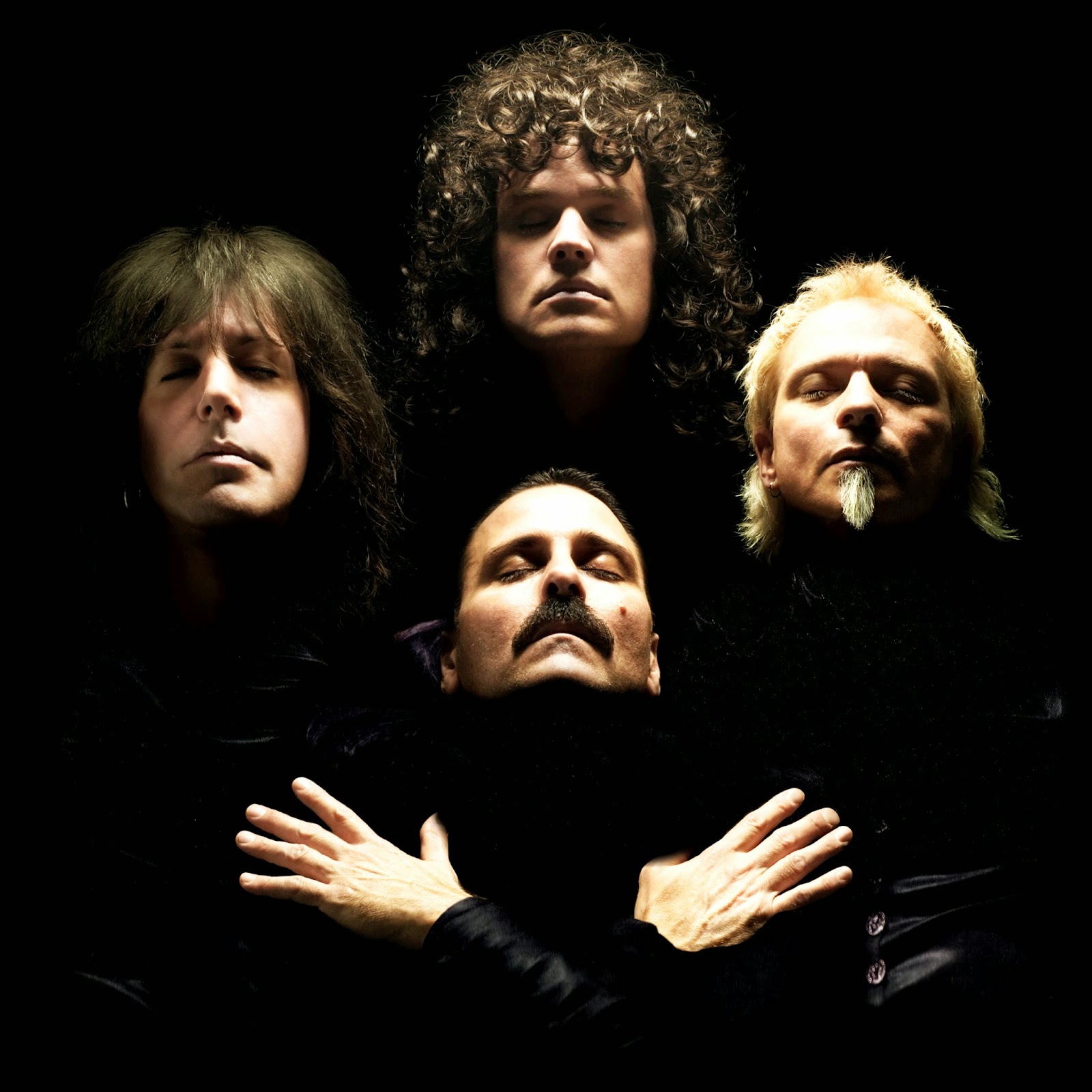 Music Maniac: We Are The Champion by Queen (guitar chord and lyric)